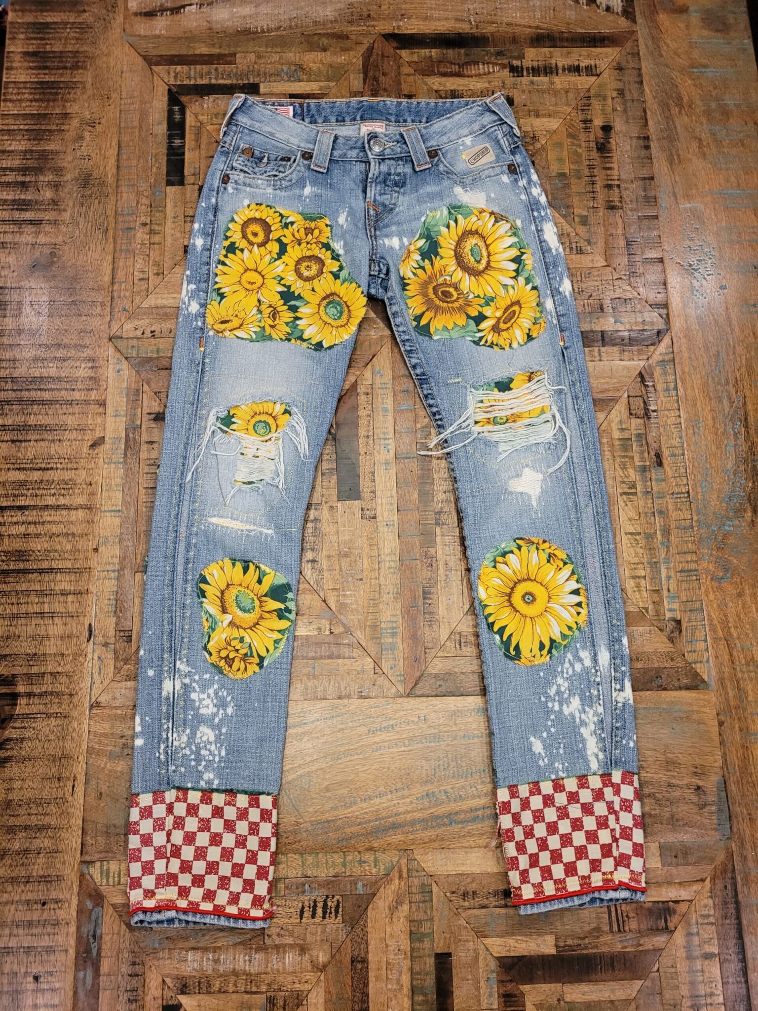 The perfect summer sunflower jeans | RE.STATEMENT | The Upcycled ...